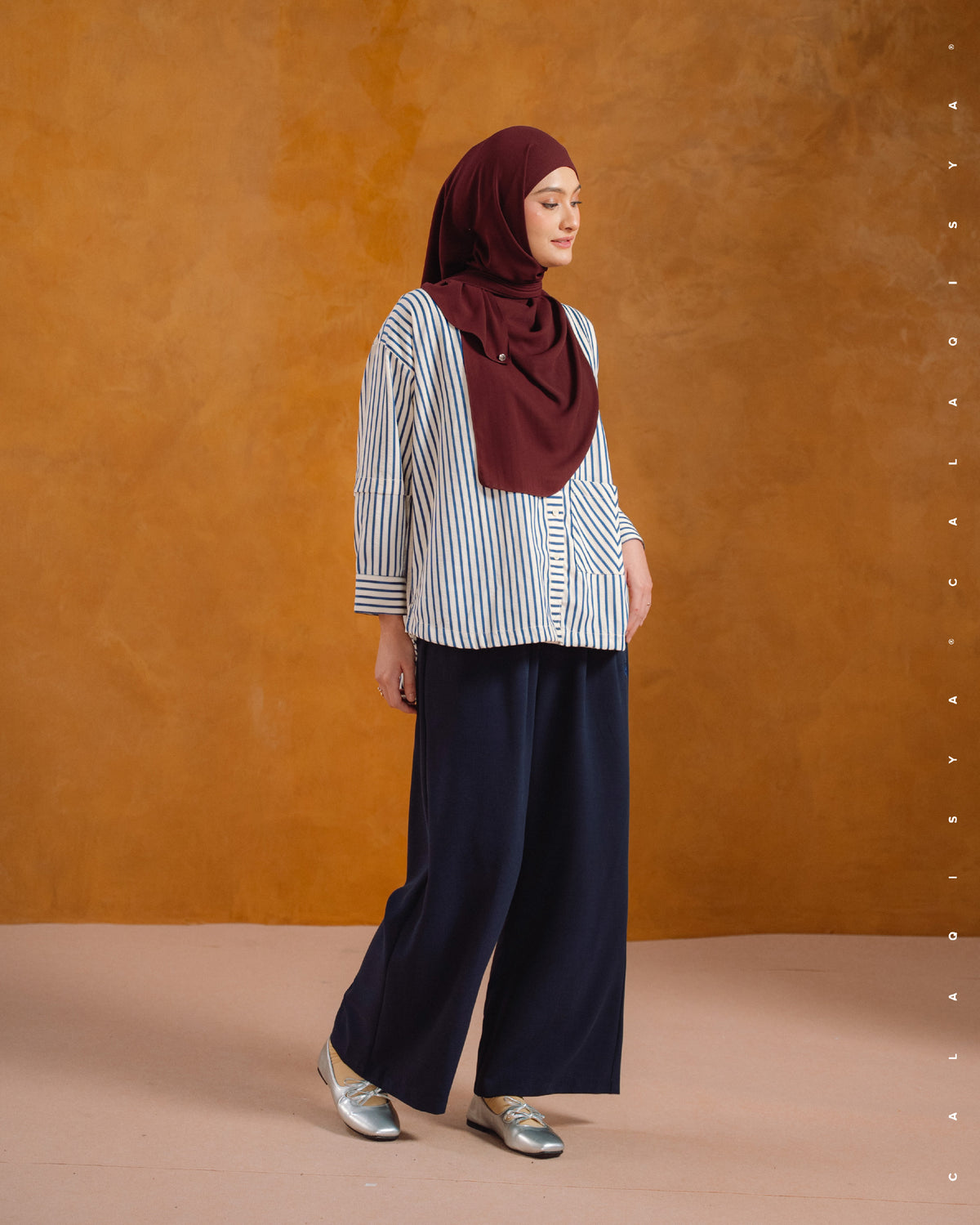 SENA STRAIGHT PANTS IN BARITONE BLUE – CalaQisya