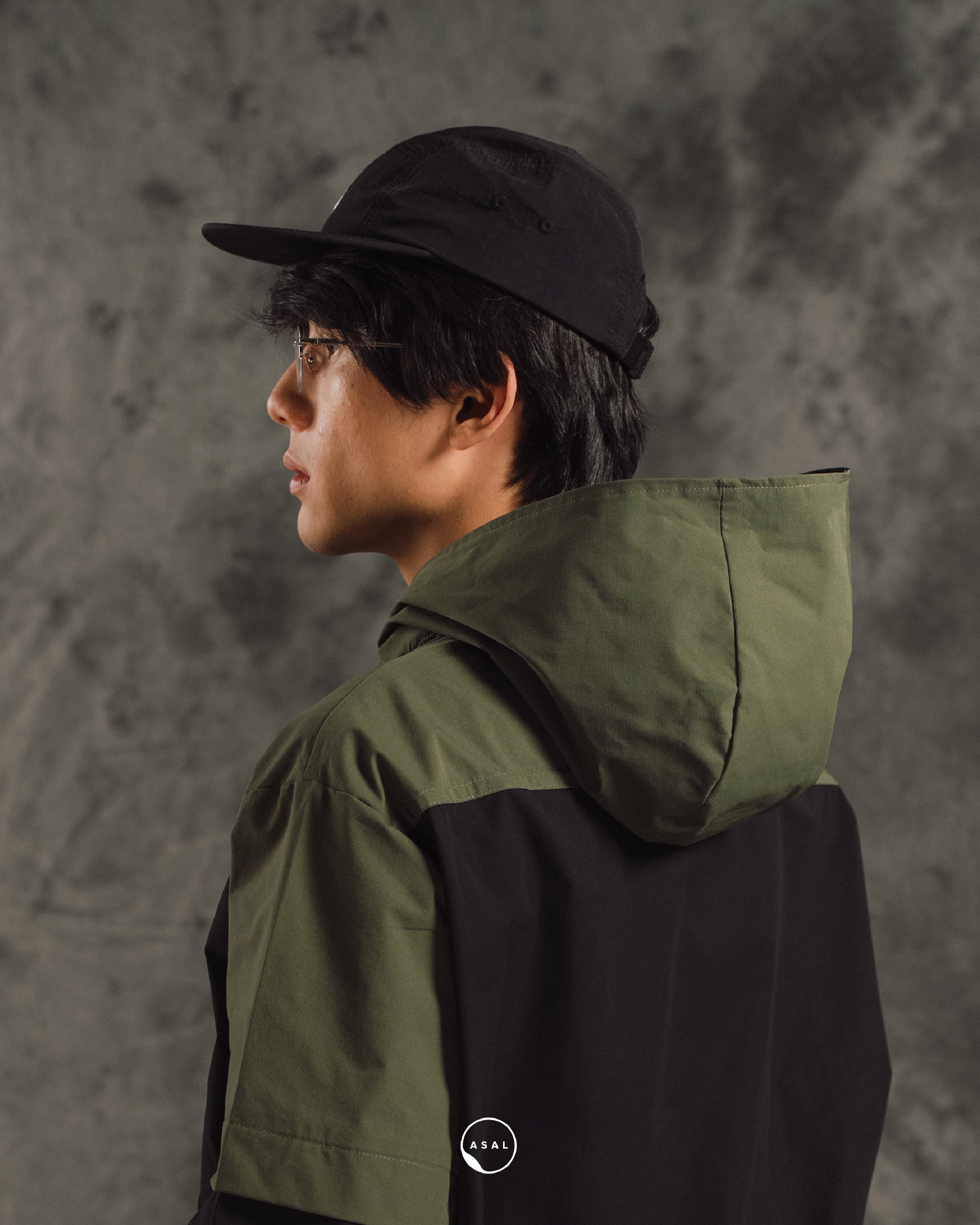 PEBBLE OUTDOOR CAP IN BLACK – CalaQisya