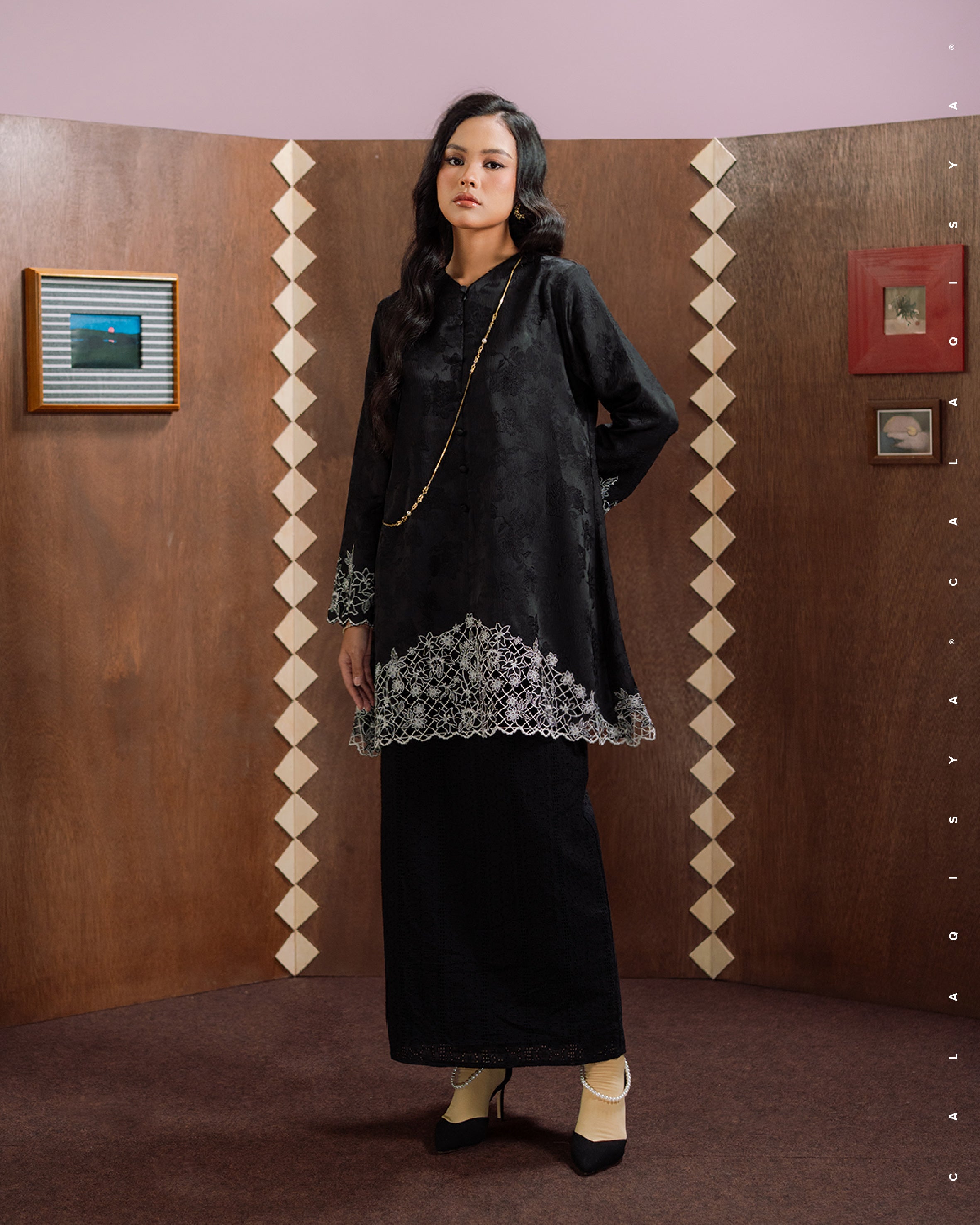 SUKMA IN BLACK – CalaQisya