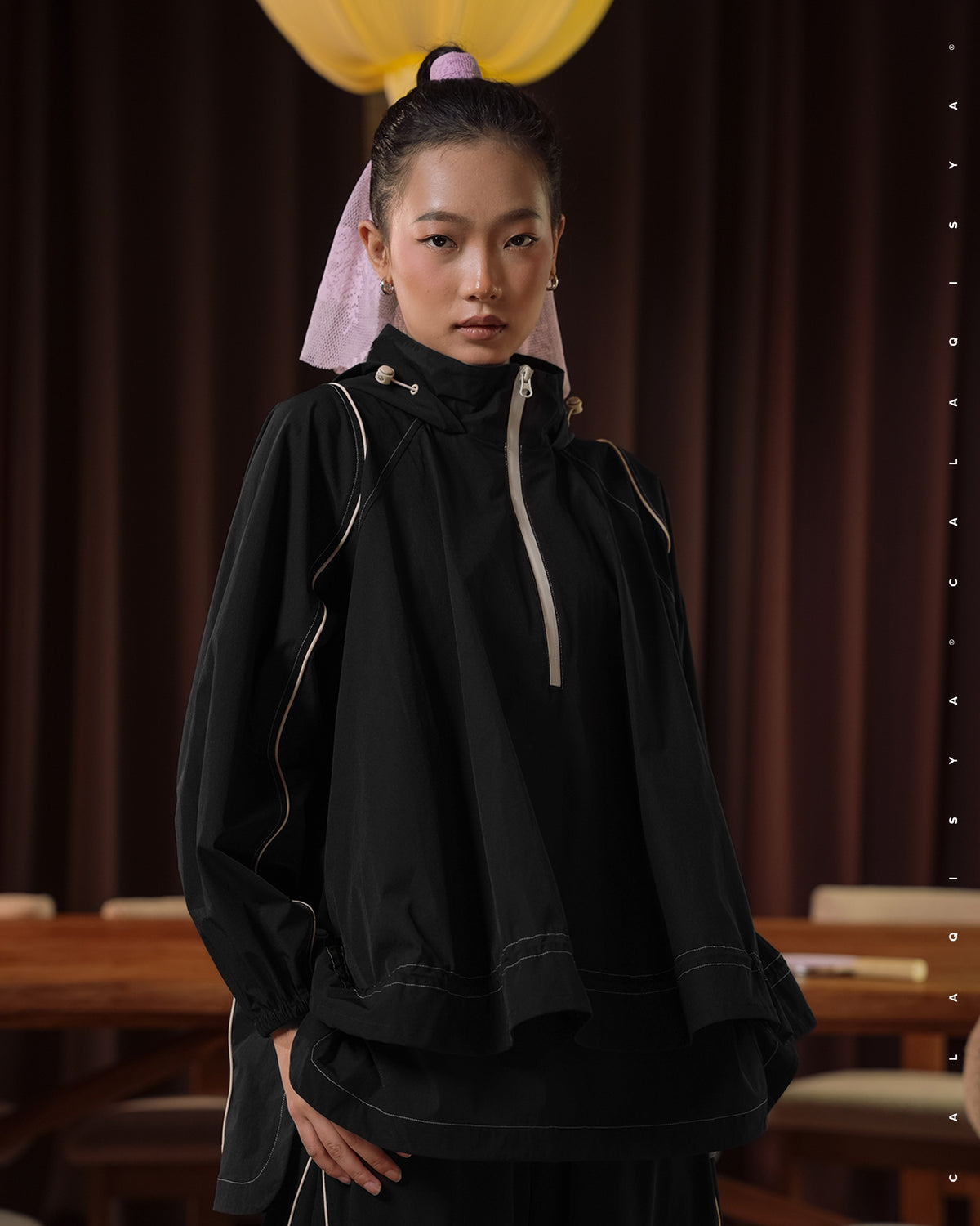 CQ GO RUFFLE PARKA IN BLACK – CalaQisya
