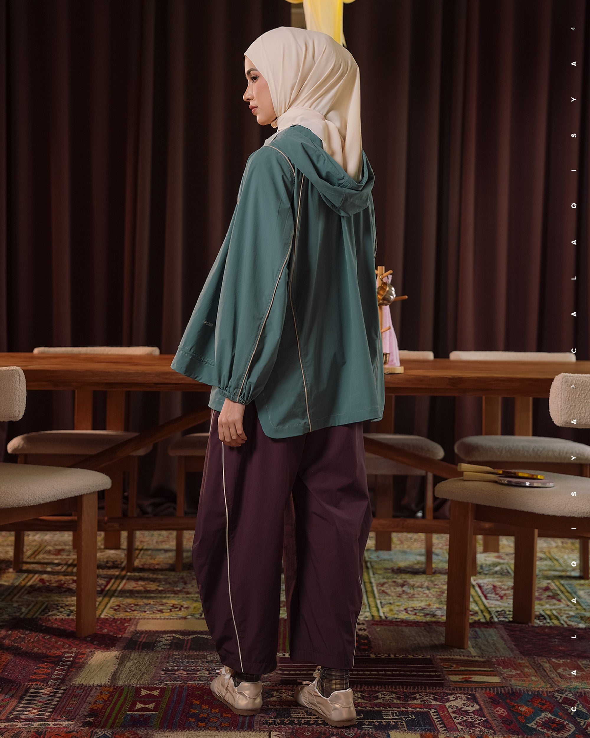 CQ GO RUFFLE PARKA IN TROOPER – CalaQisya