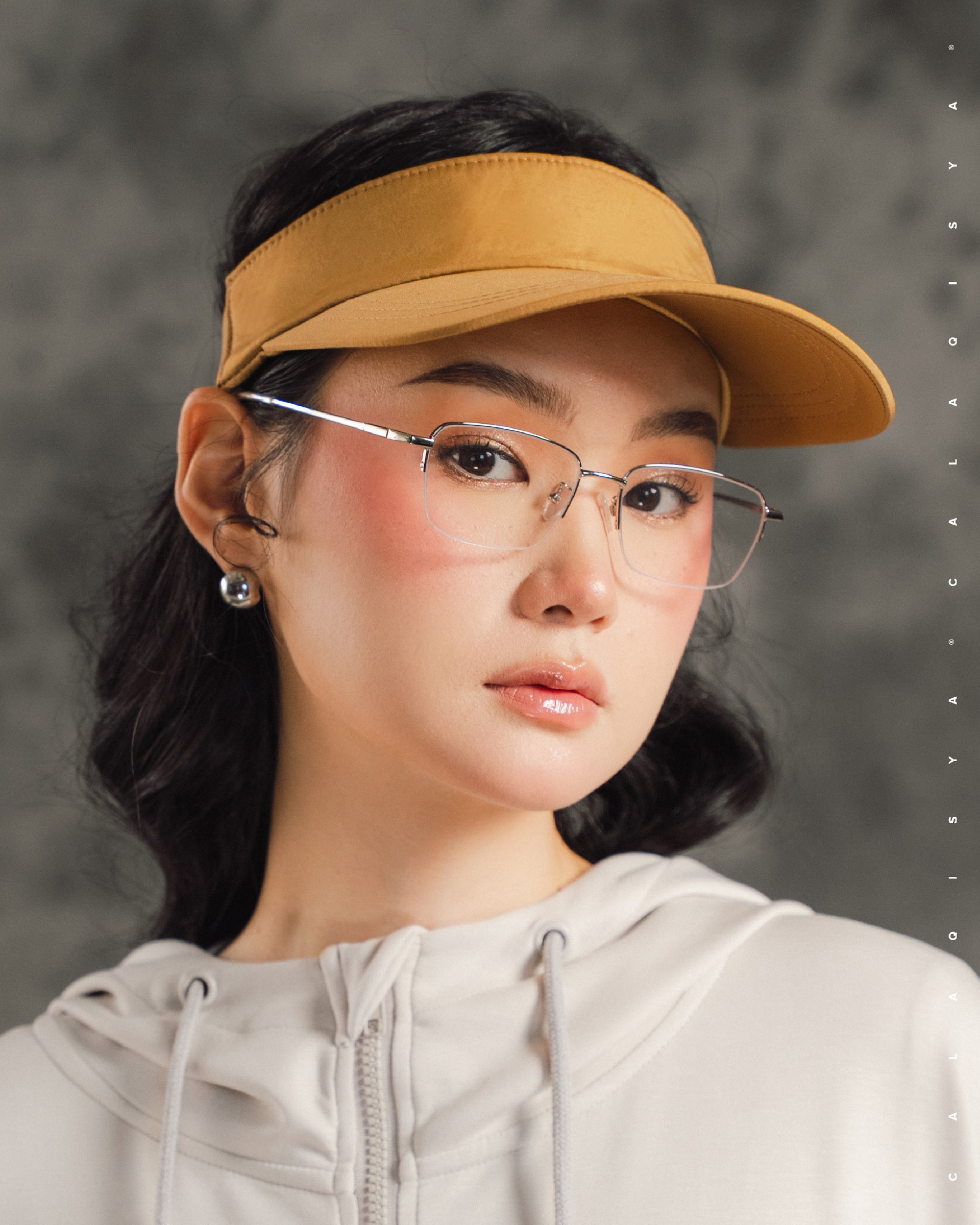 CQ GO PICKLE SHADE IN GOLDEN BROWN – CalaQisya