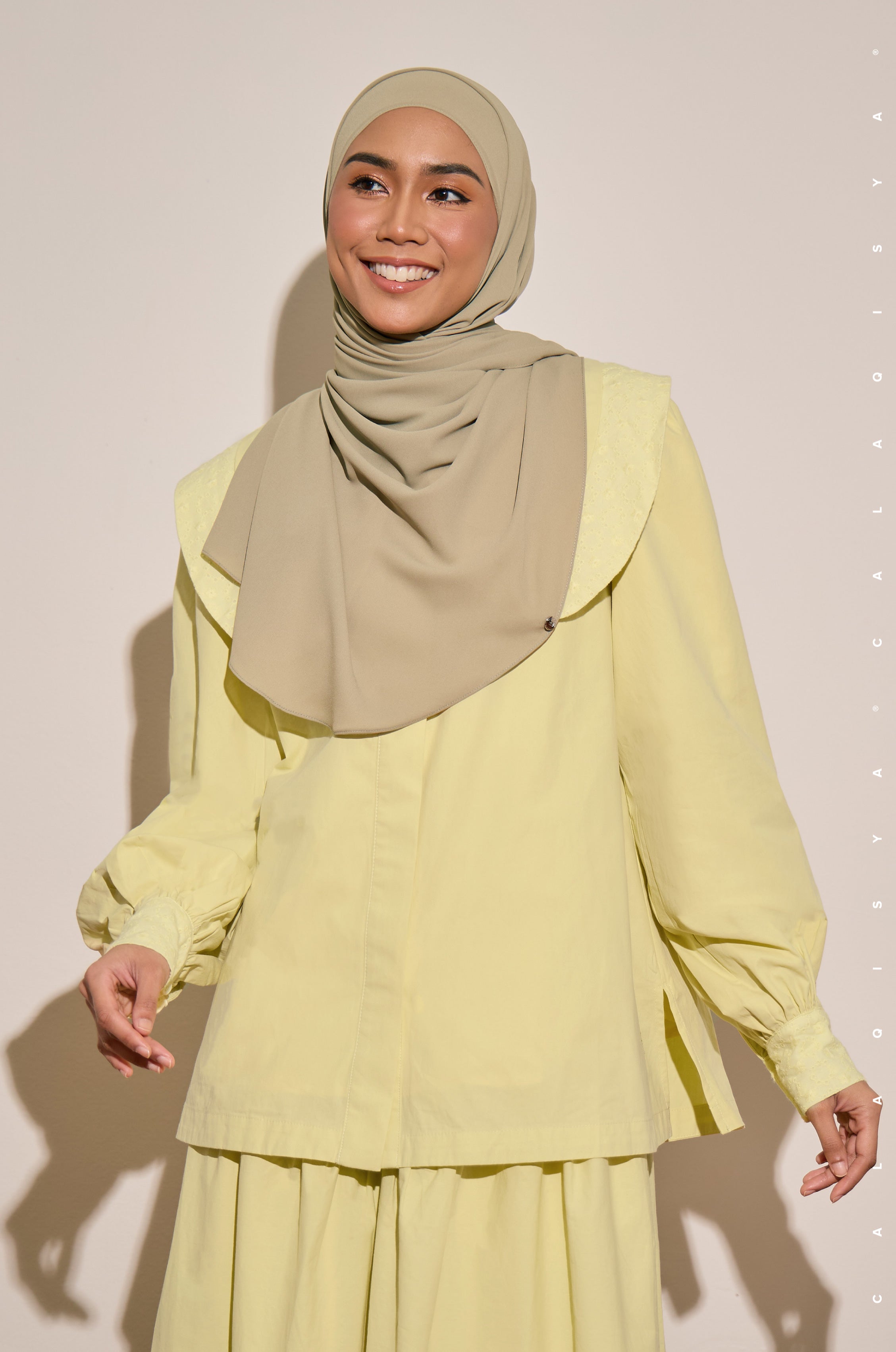 BLOOM : AUBREY TOP – CalaQisya