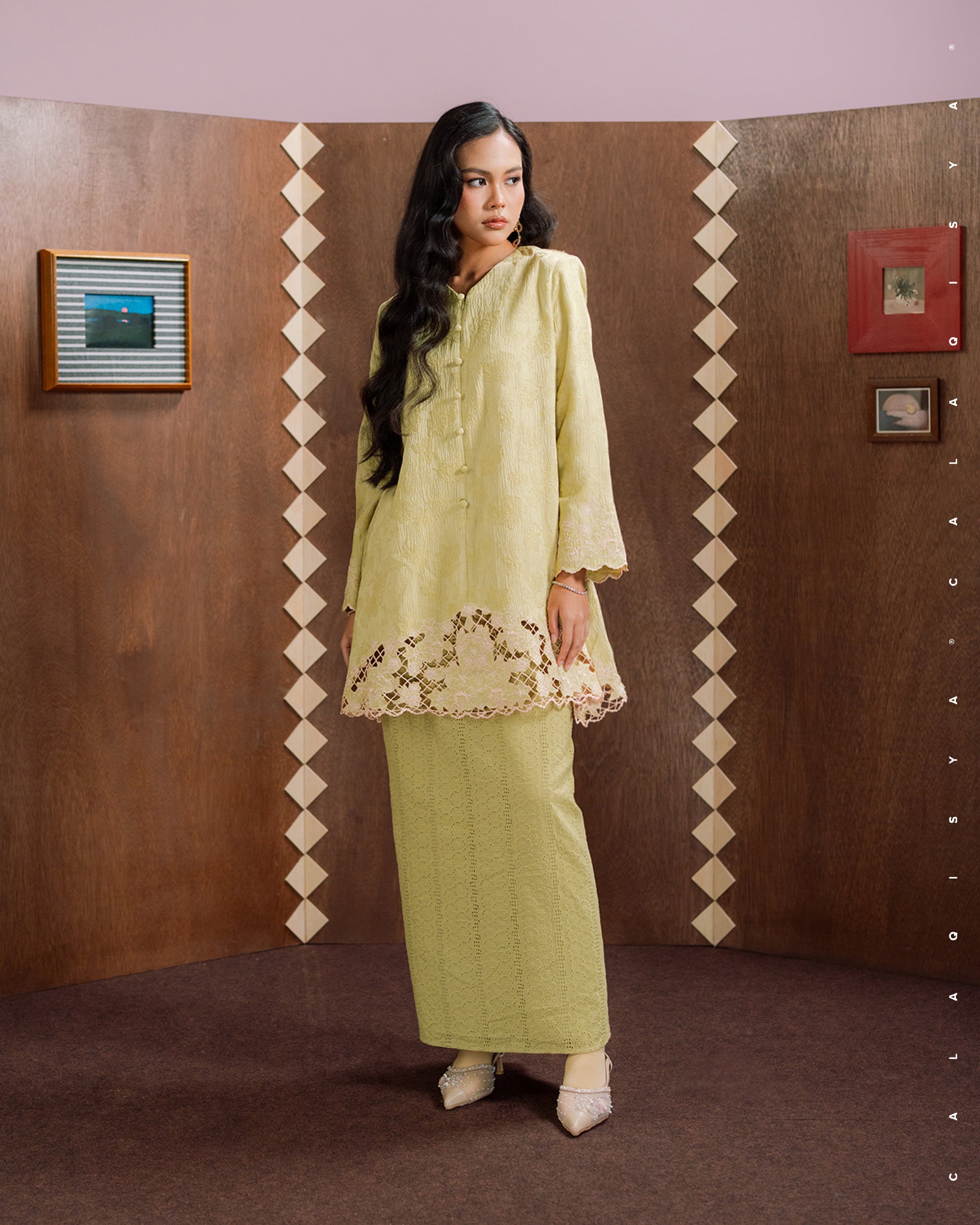 SUKMA IN SHADOW GREEN – CalaQisya